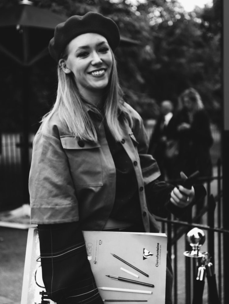 Jessica Bird – Well Hung